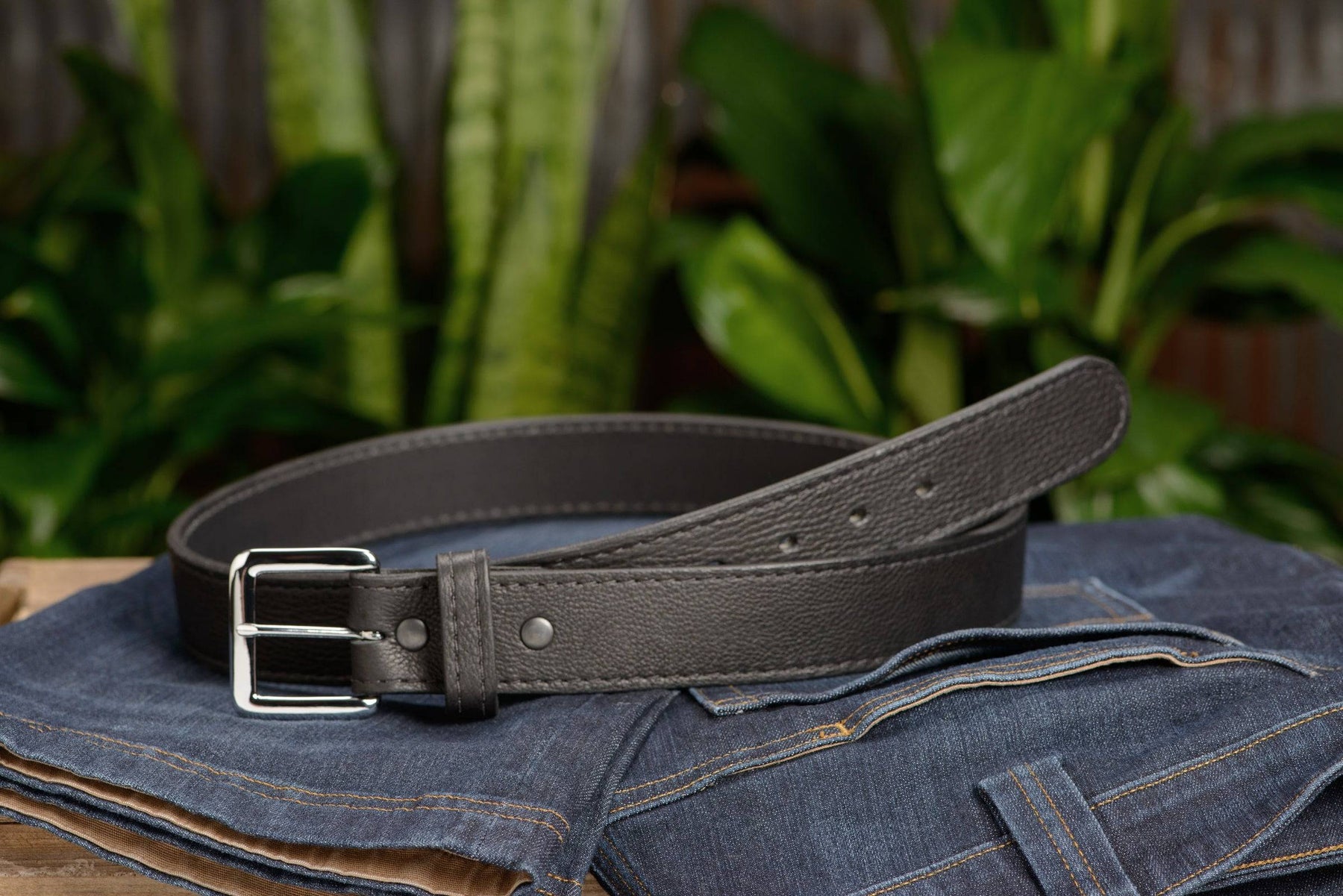Men's Black American Bison Leather Belt – BullhideBelts.com