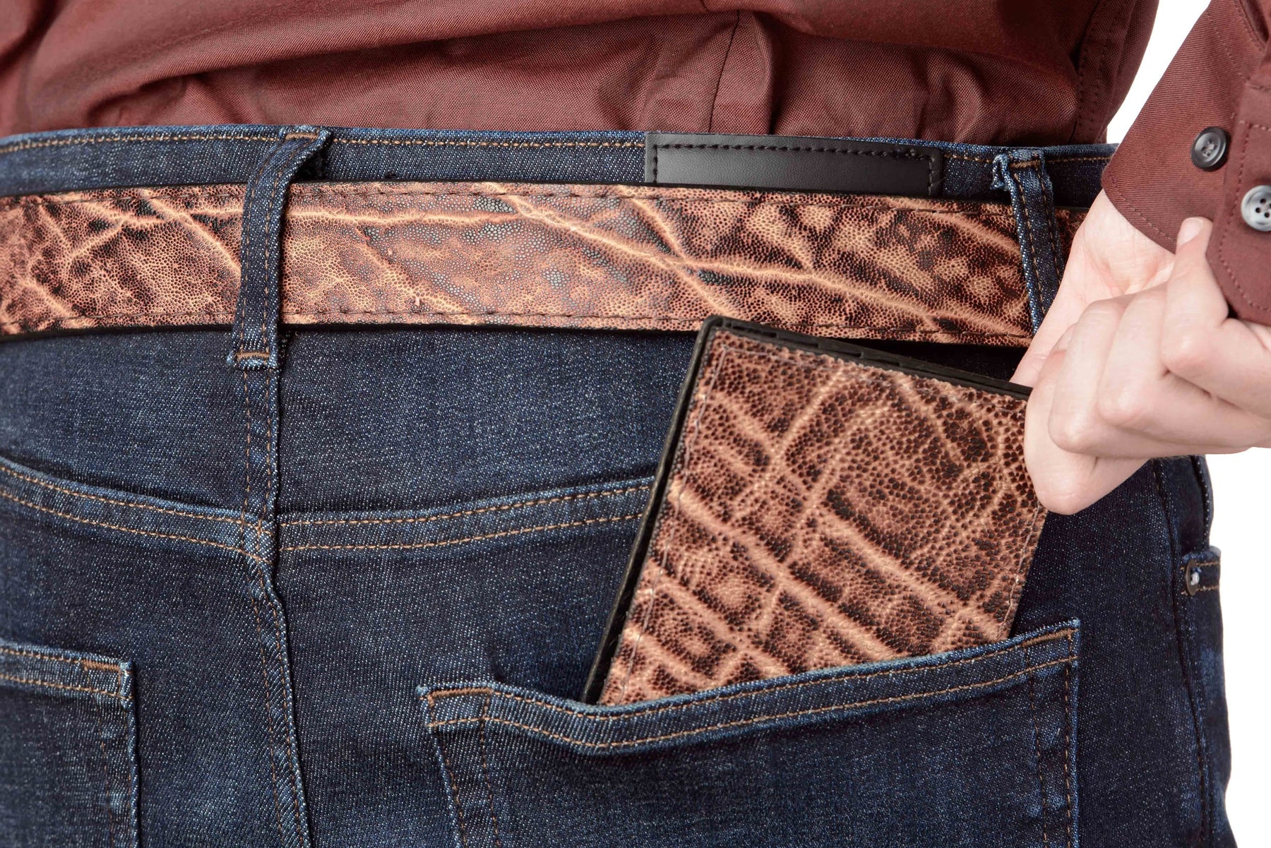 Rustic Brown Elephant Bifold Wallet – BullhideBelts.com