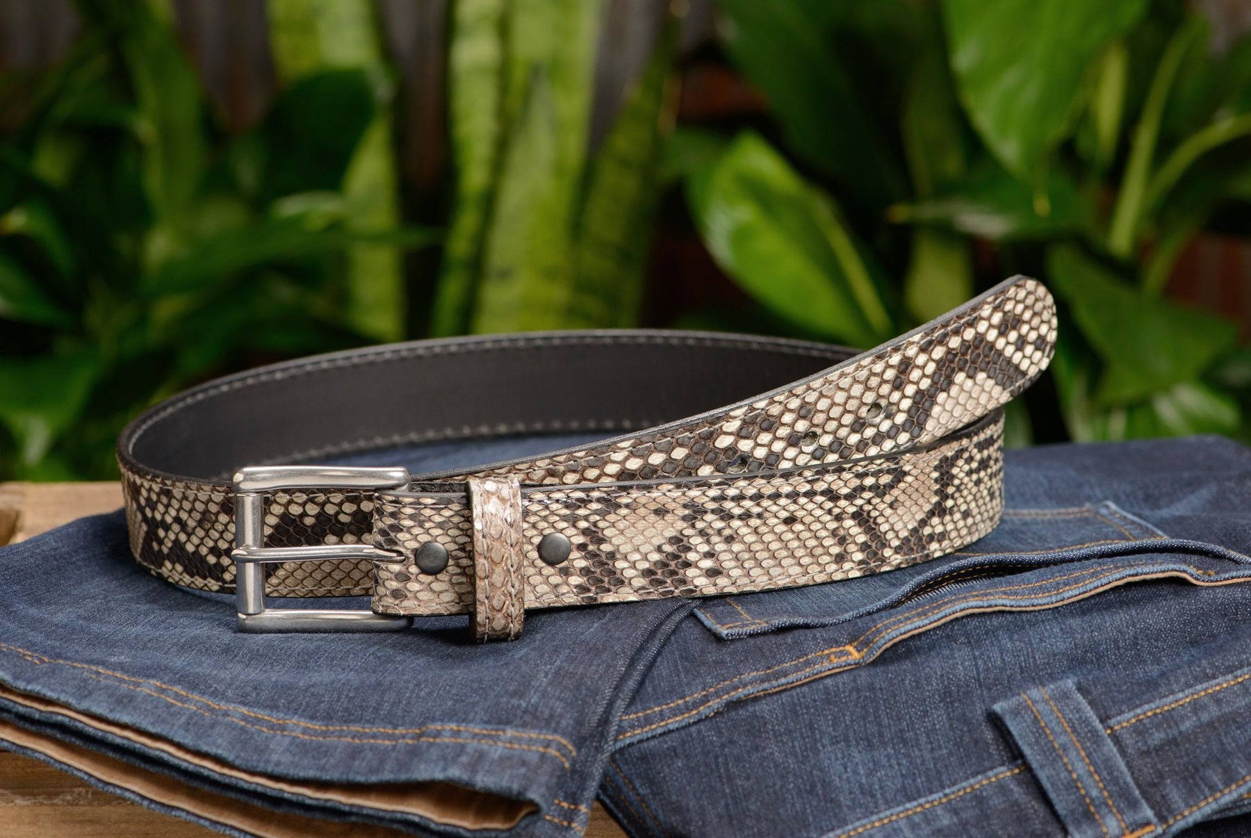 Men's Python Snakeskin Max Thickness Gun Leather Belt – BullhideBelts.com