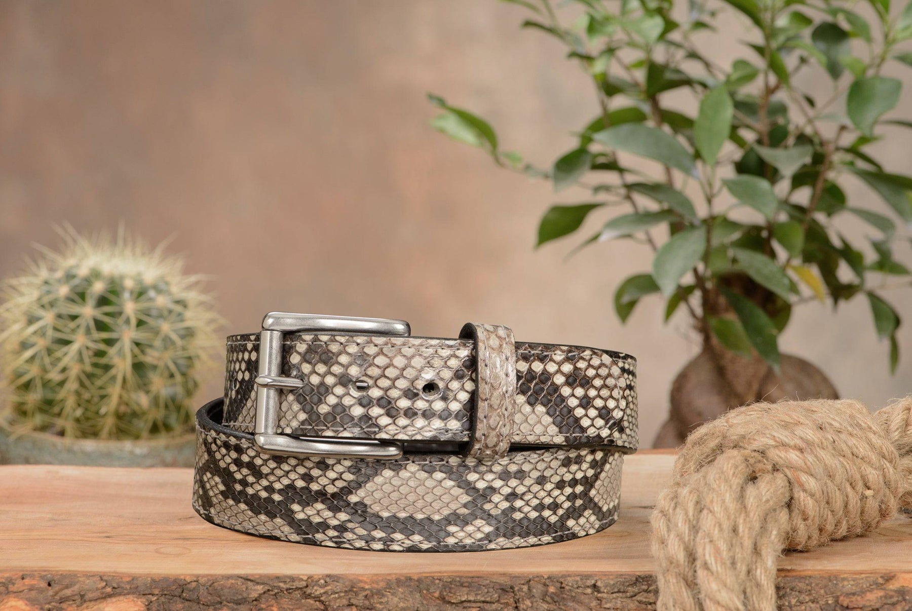 Men's Python Snakeskin Max Thickness Gun Leather Belt – BullhideBelts.com